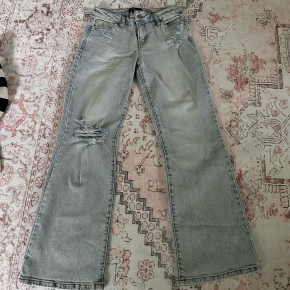 BCBGeneration | Jeans | Bcbgeneration Light Wash Ripped Low Rise Baggy ...